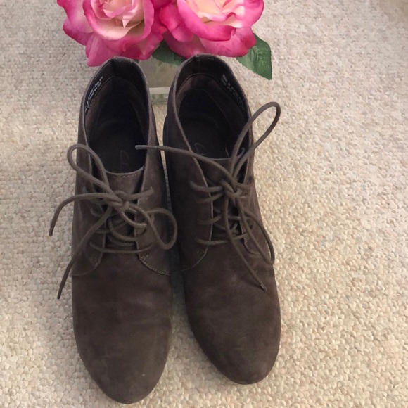 Clarks | Shoes | Clarks Artisan Gray Suede Wedge Boots | Poshmark